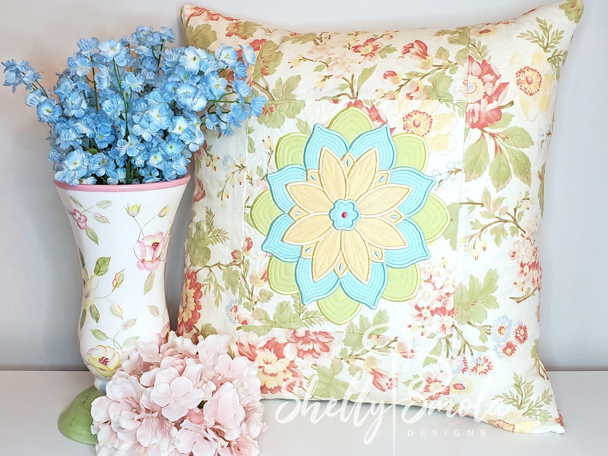 Flower Splash - Shelly Smola Designs - Machine Embroidery - Shelly ...