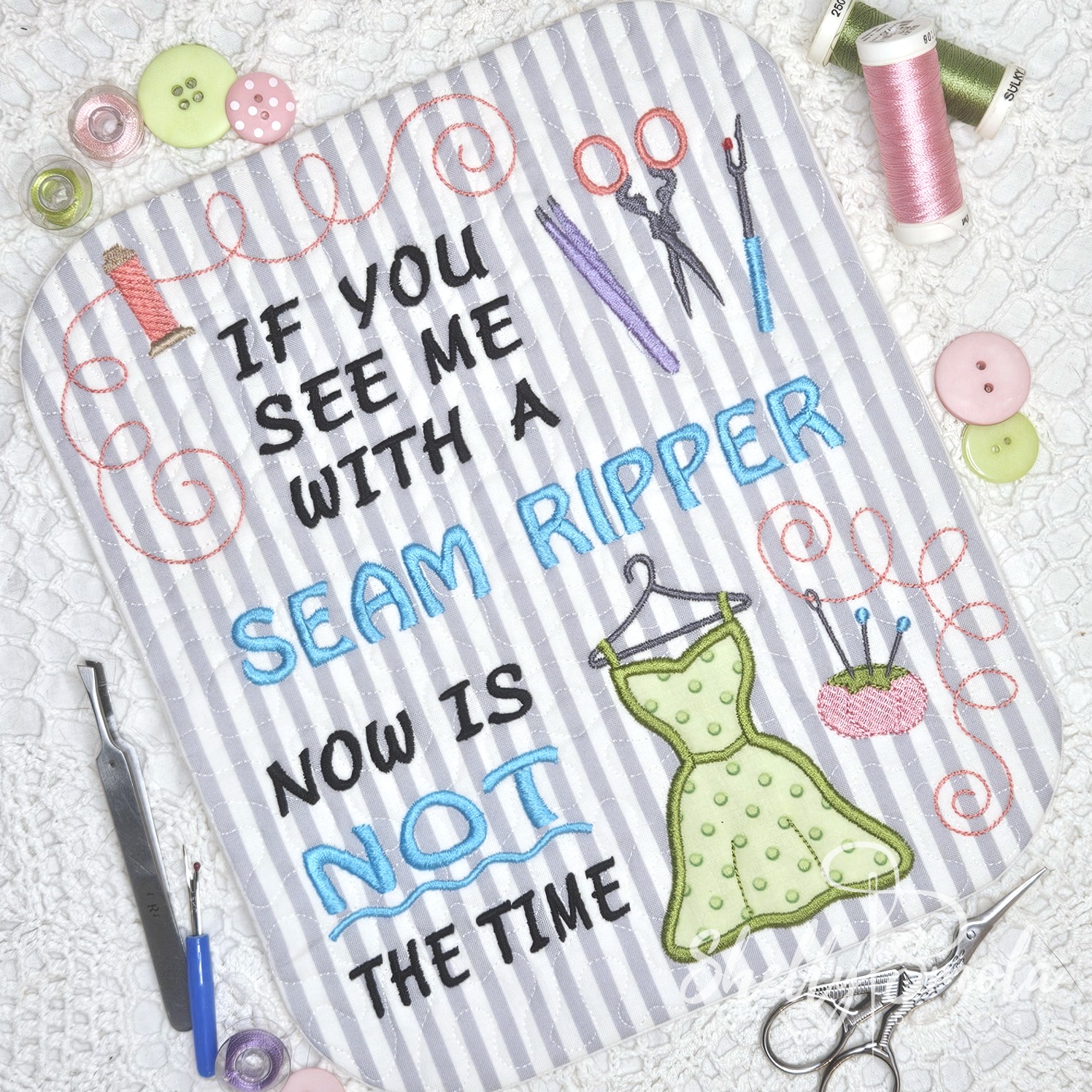 Seam Ripper - Shelly Smola Designs - Embroidery - Shelly Smola Designs